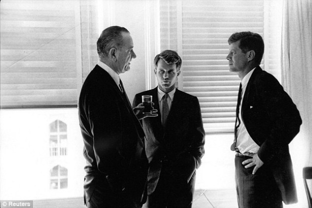 Worth Reading: The Passage of Power: The Years of Lyndon Johnson | Off ...