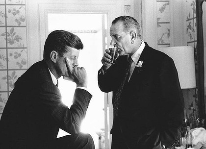 Worth Reading: The Passage of Power: The Years of Lyndon Johnson | Off ...